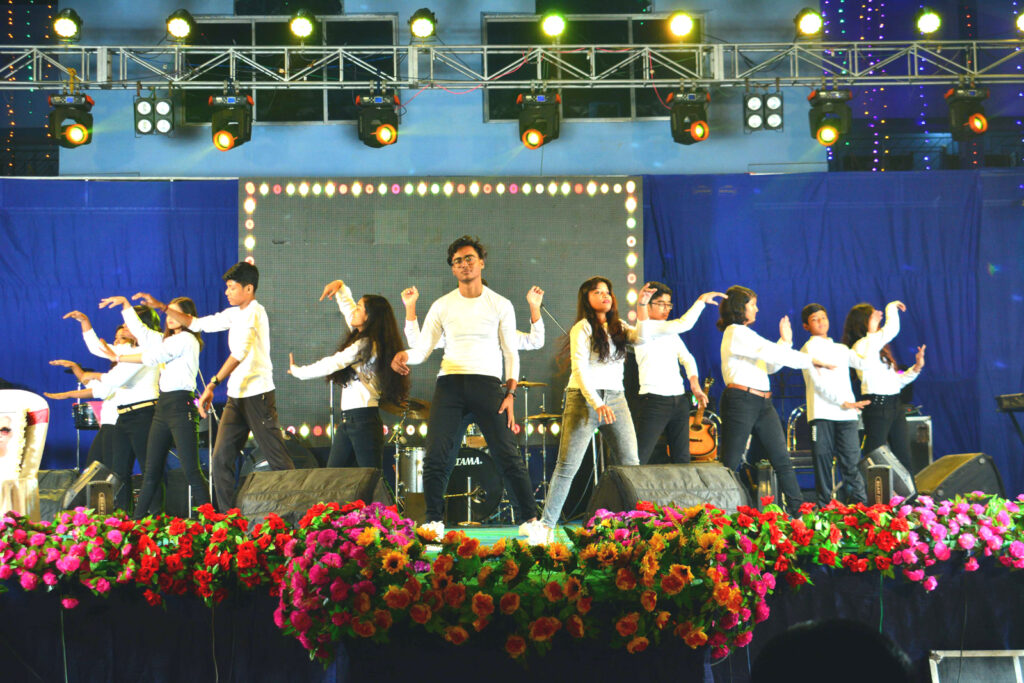 WESTERN DANCE CLUB